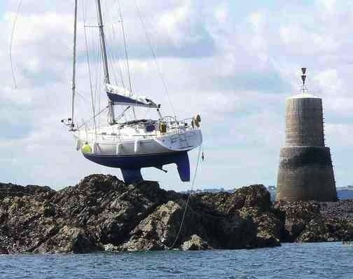 Funny Pics: Sail fail